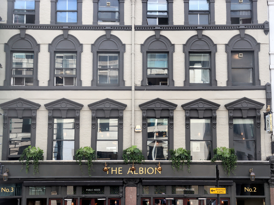 The Albion | Pub, bar & restaurant in the City of London